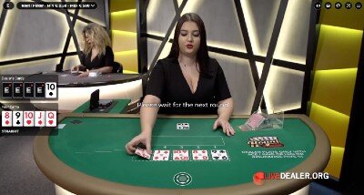 Live Poker - Play Live Online Casino Games | Livedealer